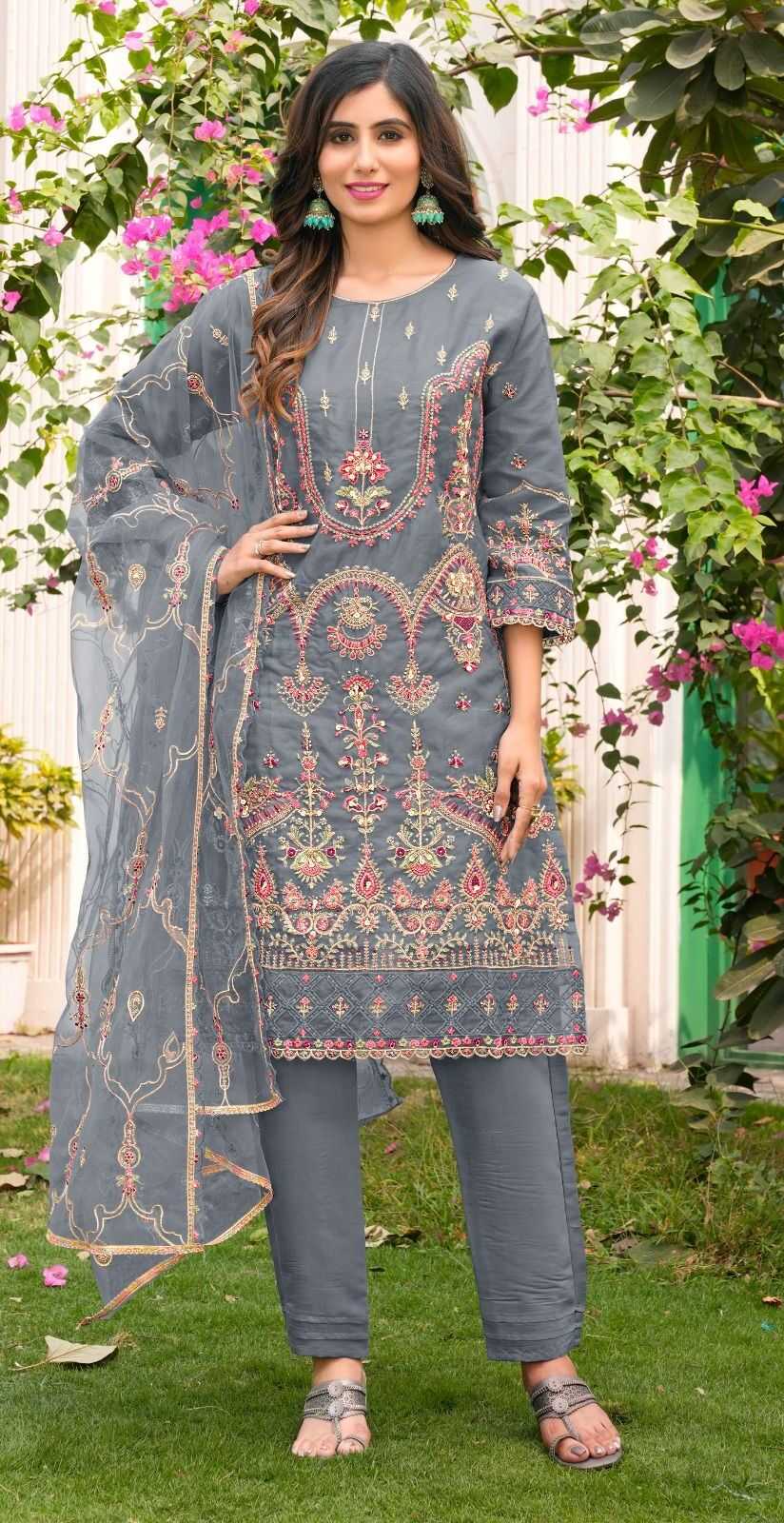 Ramsha R 1104 Pakistani Suits Wholesale catalog